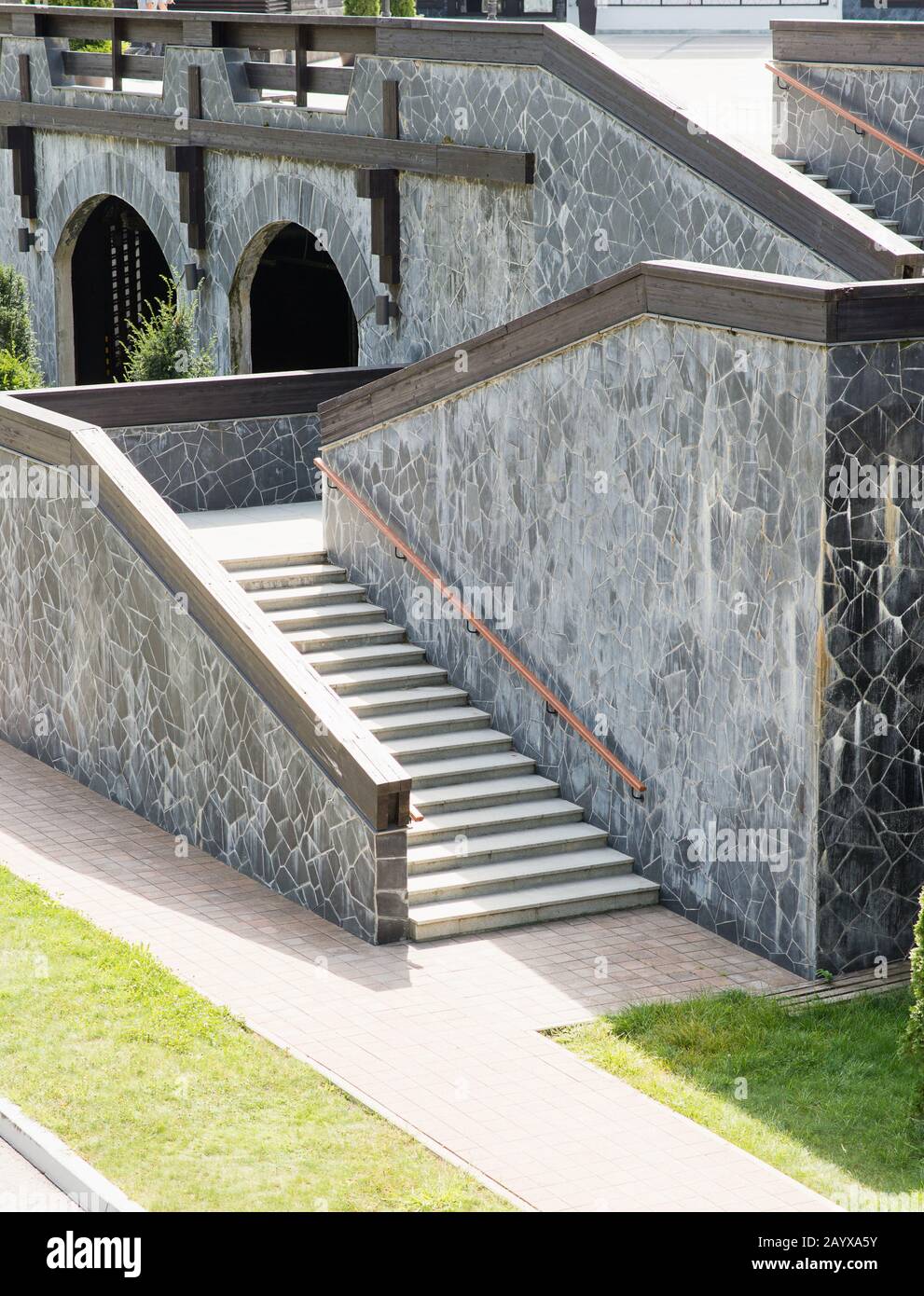 Scala di granito grigio immagini e fotografie stock ad alta risoluzione ...