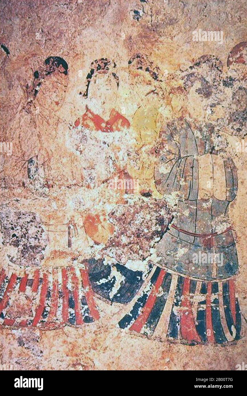 Giappone: Murale di un gruppo di donne del periodo Asuka, Tomba di ...