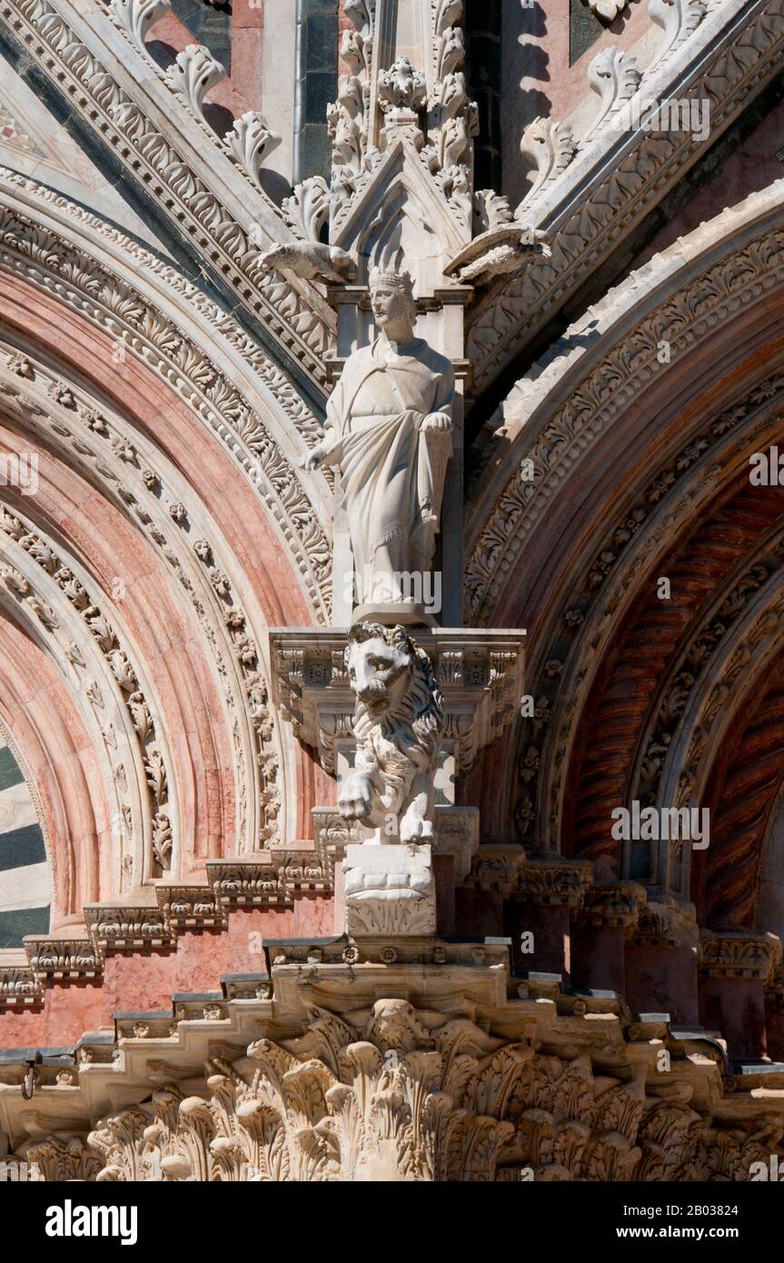 La Cattedrale di Santa Maria Assunta fu originariamente progettata e ...