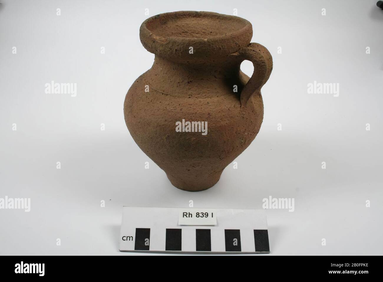 Brocca a forma di uovo immagini e fotografie stock ad alta risoluzione ...