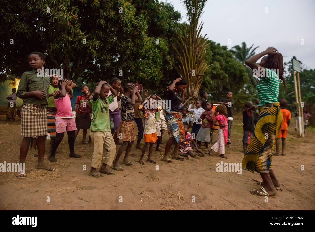 Danza del congo immagini e fotografie stock ad alta risoluzione - Alamy