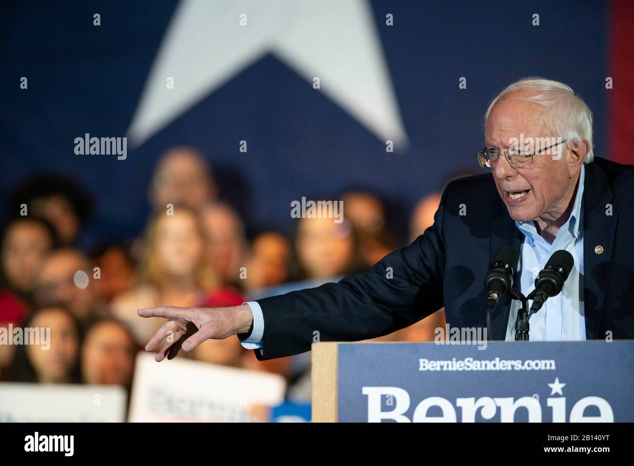 Il candidato democratico alla presidenza Bernie Sanders fa la seconda ...