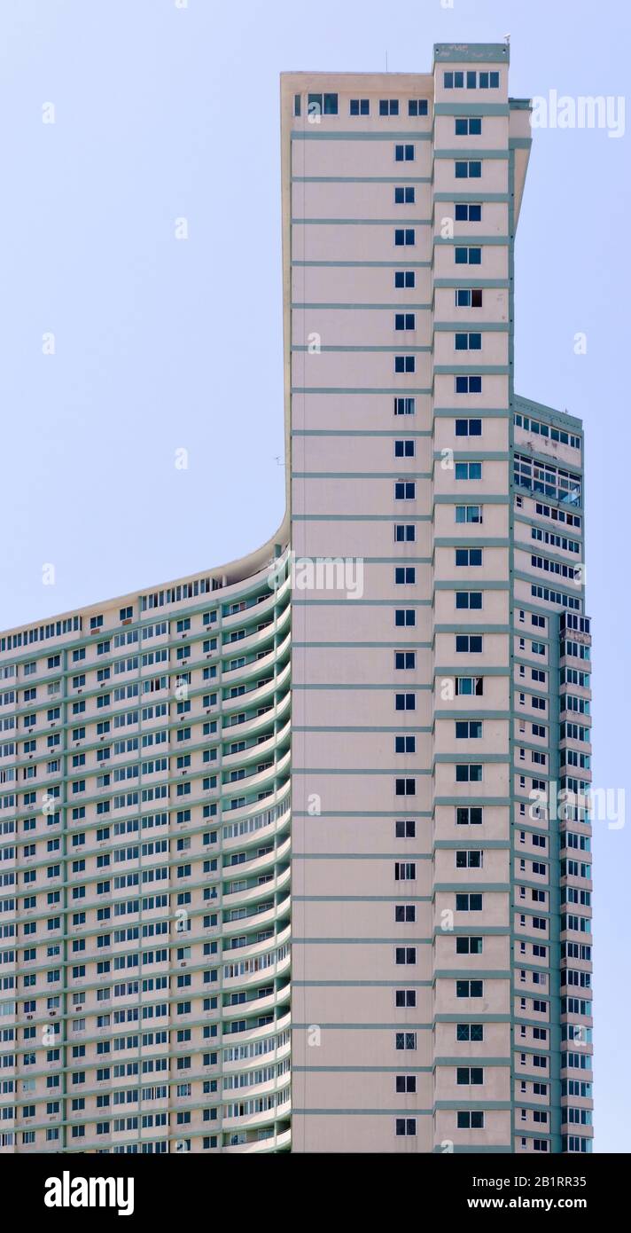 Cuba havana vedado focsa building immagini e fotografie stock ad alta ...