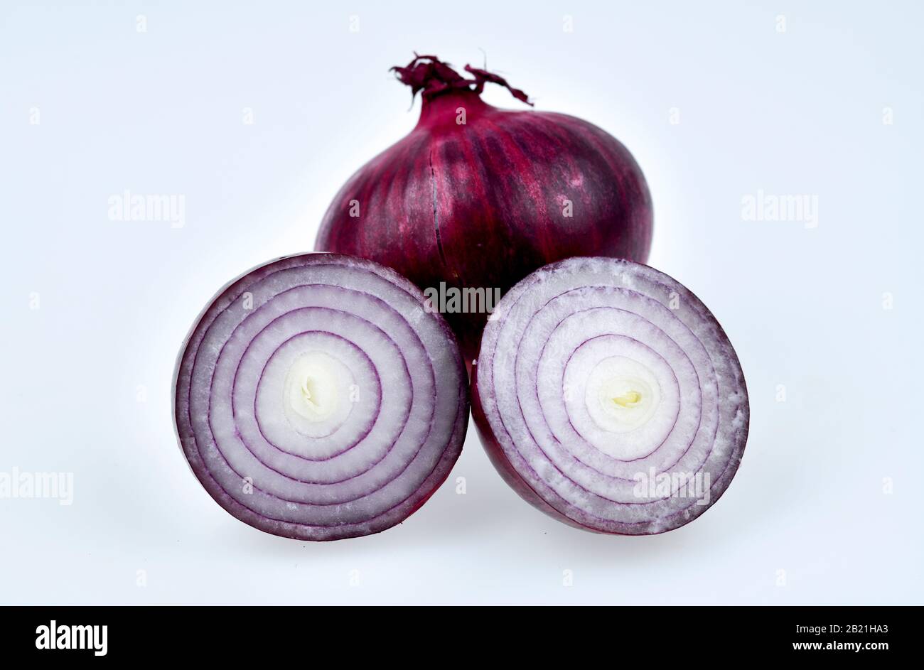 Rote zwiebel immagini e fotografie stock ad alta risoluzione - Alamy