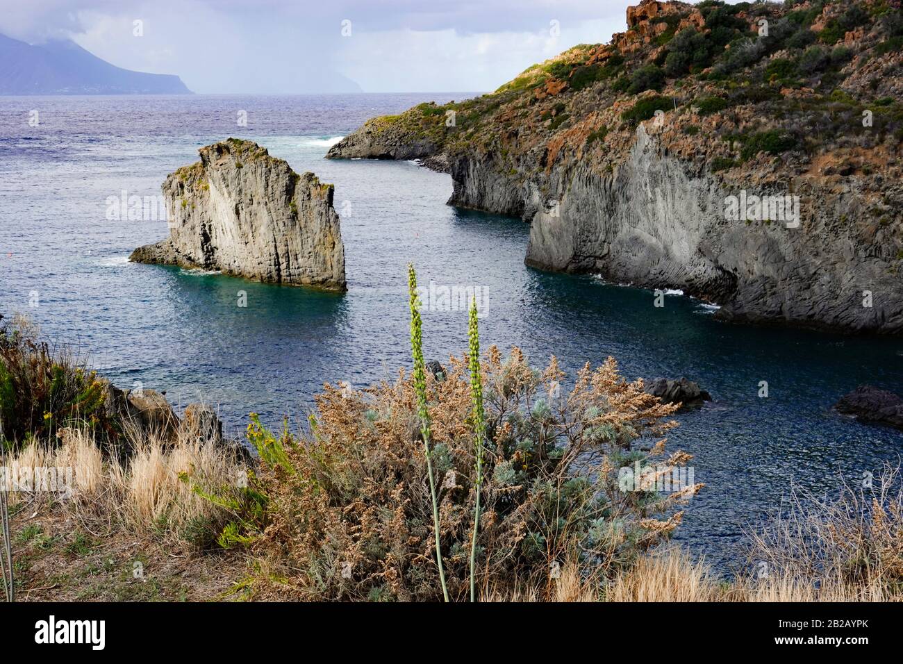 Isole eolie panarea immagini e fotografie stock ad alta risoluzione - Alamy