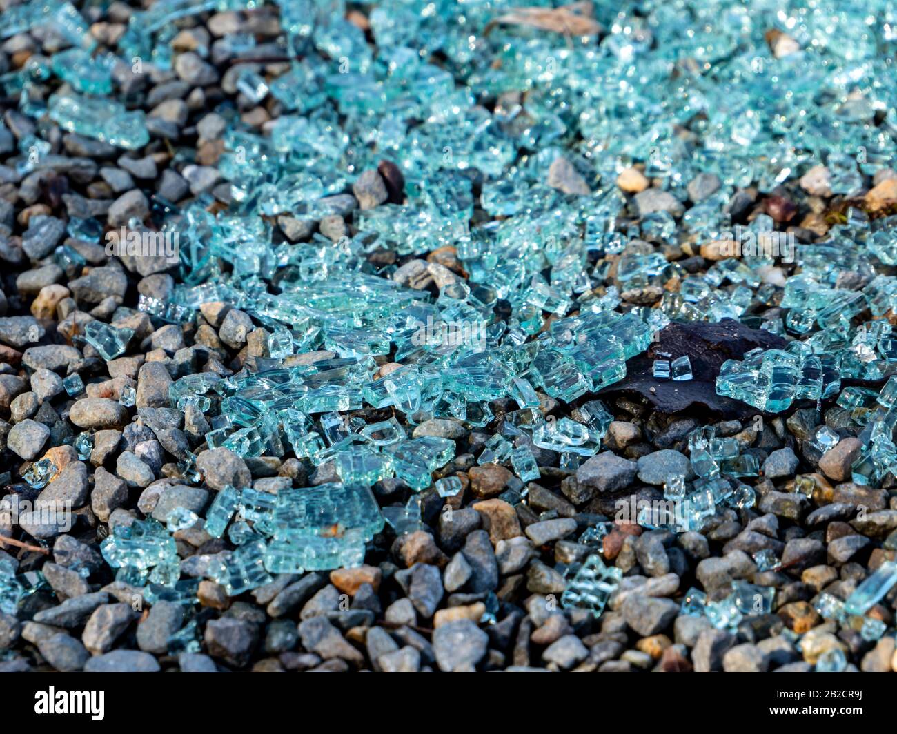 Finestrino della macchina rotto immagini e fotografie stock ad alta ...