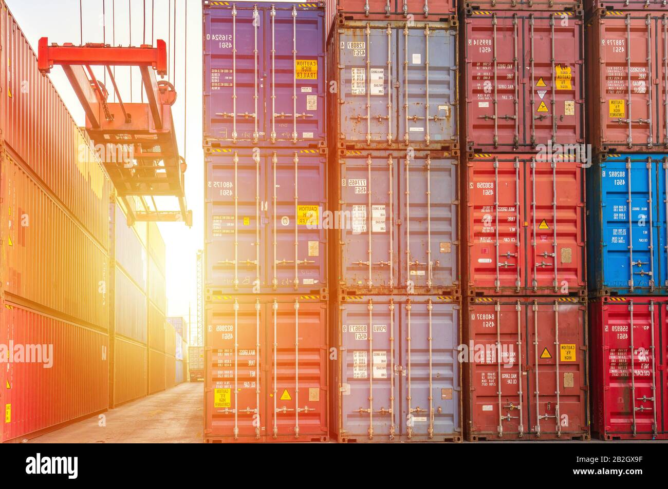 Container schifffahrt immagini e fotografie stock ad alta risoluzione ...