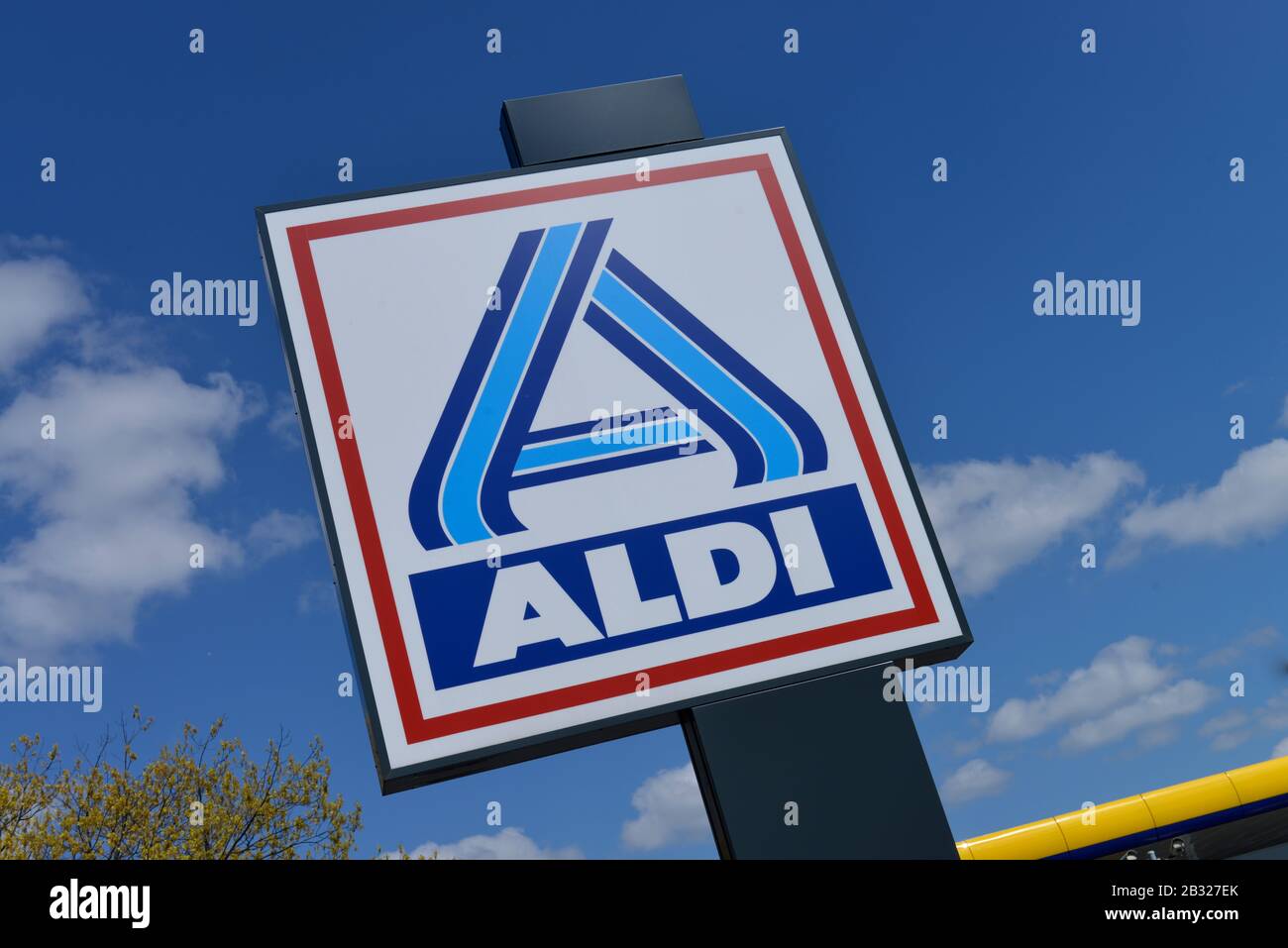 Aldi deutschland immagini e fotografie stock ad alta risoluzione - Alamy