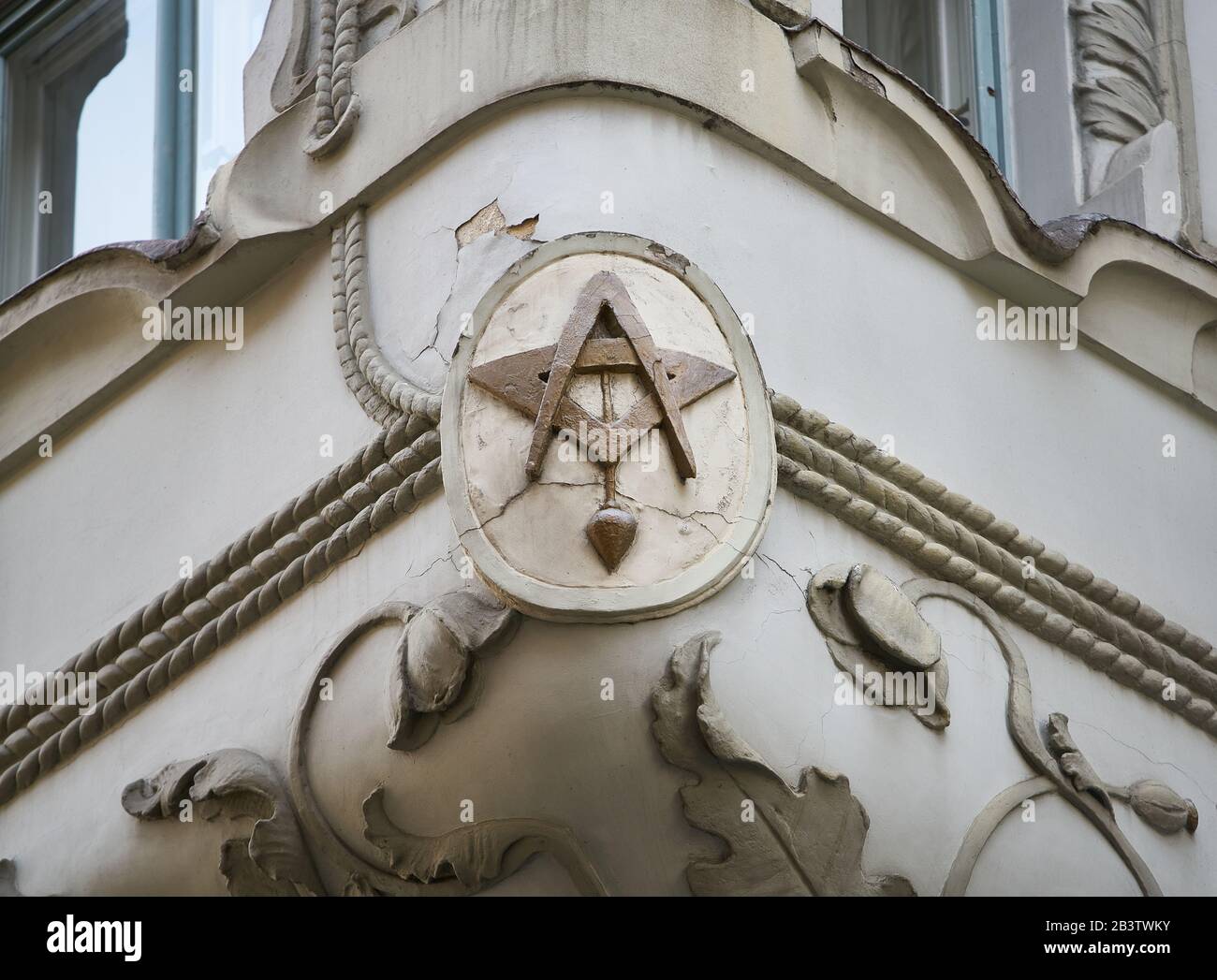 Simbolo massonico immagini e fotografie stock ad alta risoluzione - Alamy