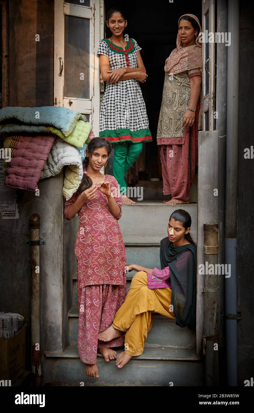 Belle donne indiane immagini e fotografie stock ad alta risoluzione - Alamy