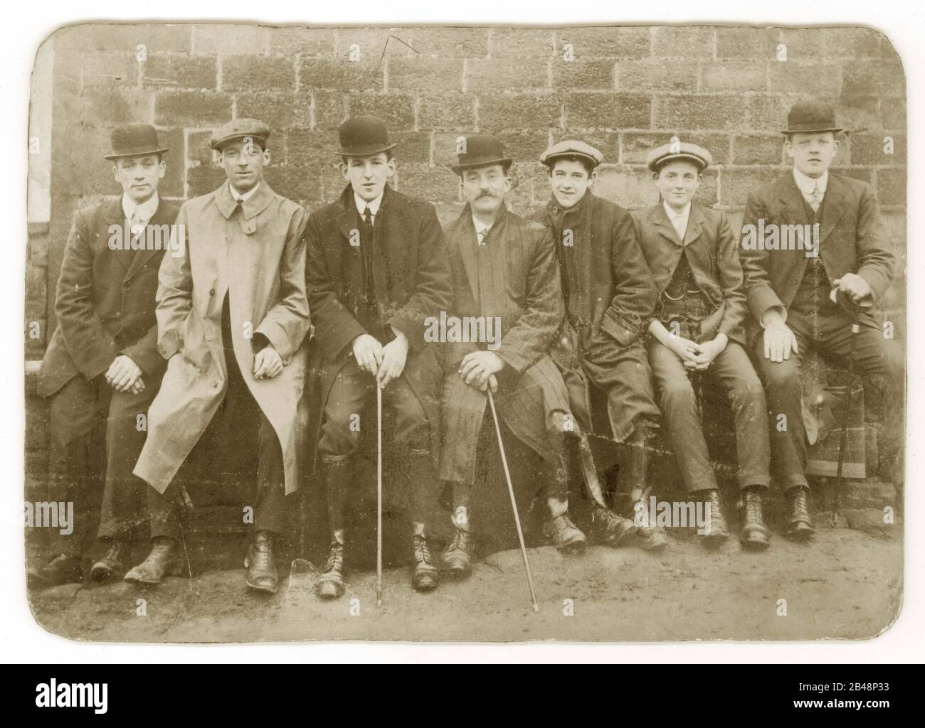 La moda del 1900 uomo immagini e fotografie stock ad alta risoluzione ...