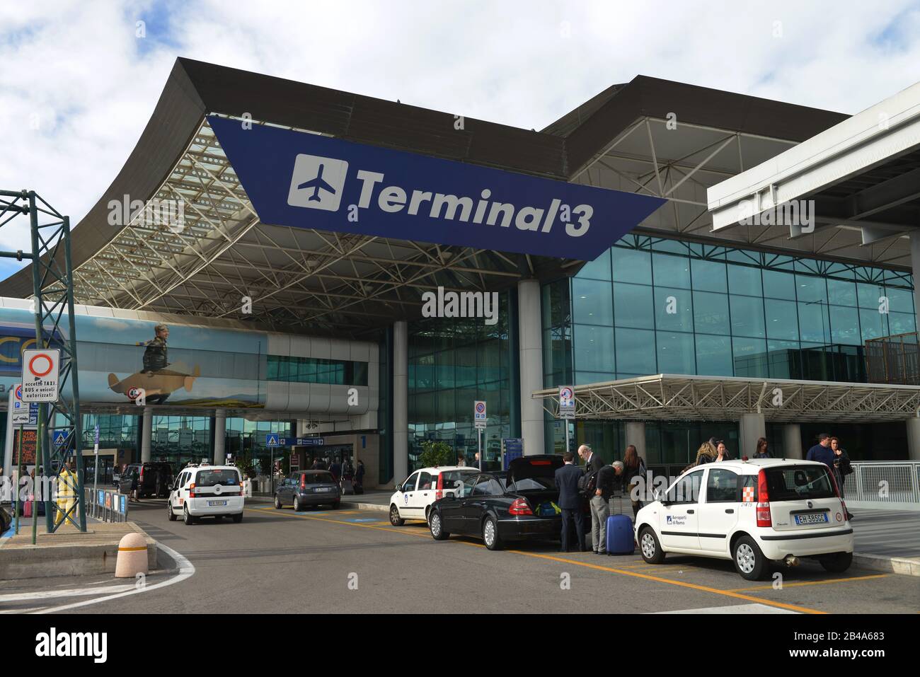 Aeroporto fiumicino terminal 3 immagini e fotografie stock ad alta ...