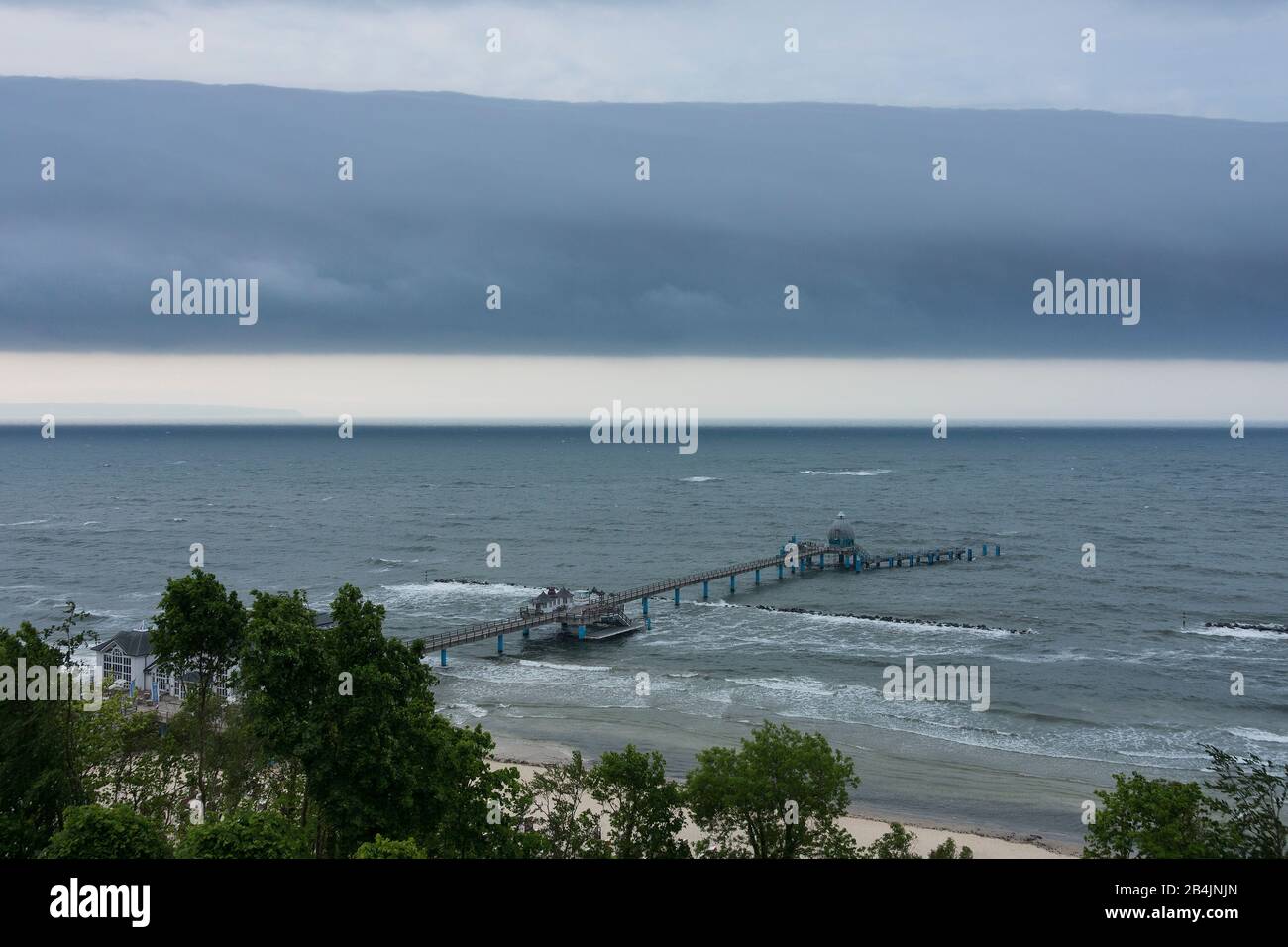 Arcus wolke immagini e fotografie stock ad alta risoluzione - Alamy