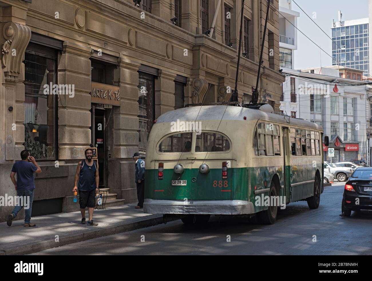 Linea del filobus immagini e fotografie stock ad alta risoluzione - Alamy