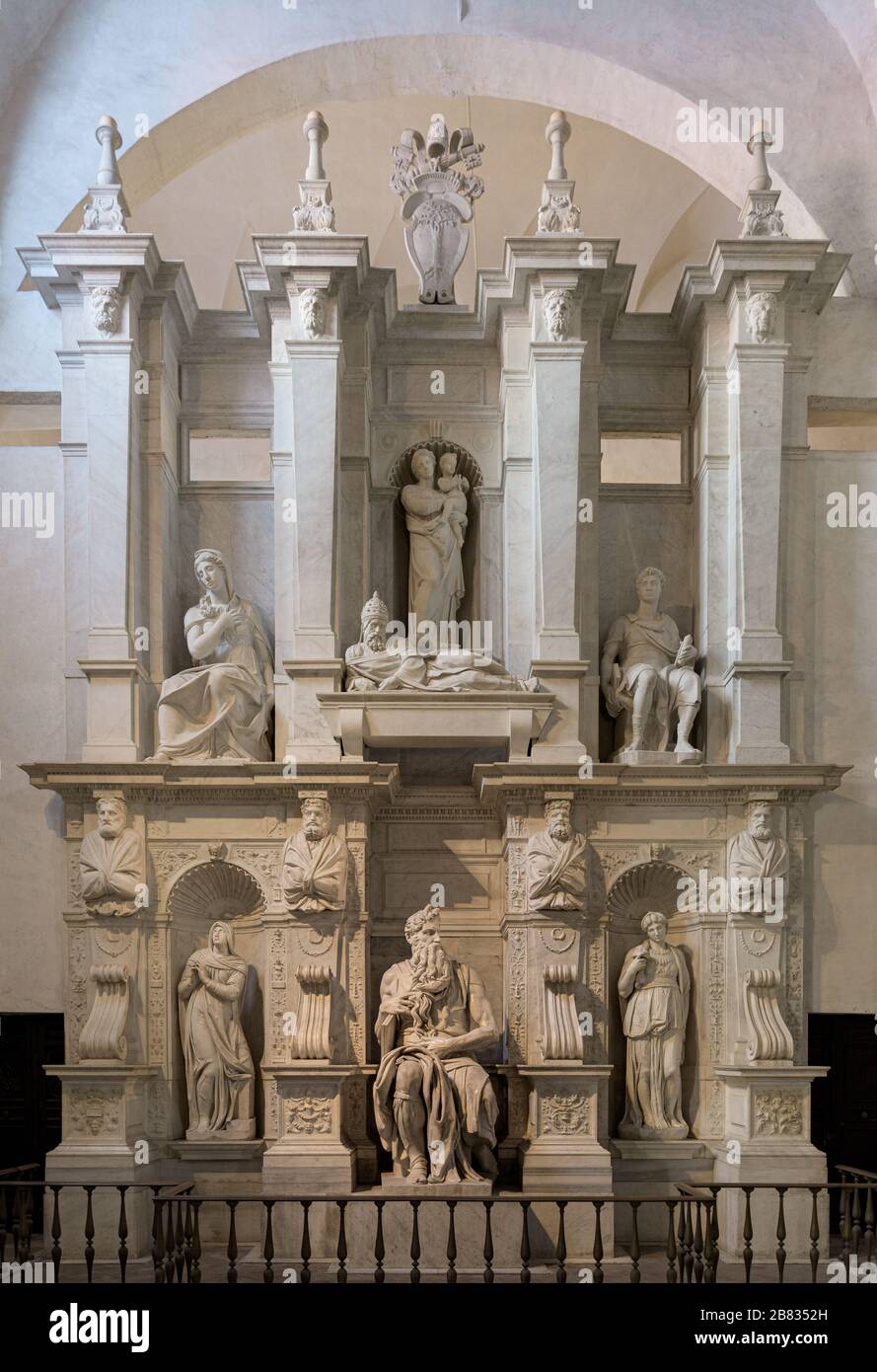 Altare maggiore in marmo barocco immagini e fotografie stock ad alta ...