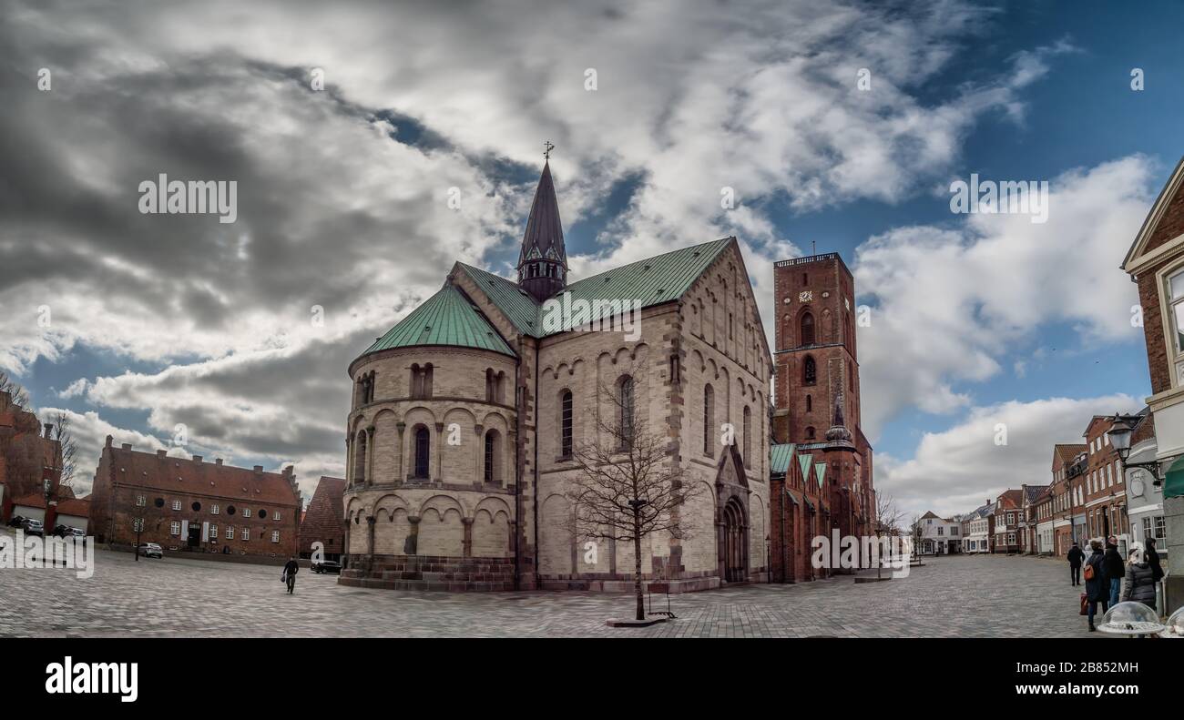 Piazza della cattedrale di ribe immagini e fotografie stock ad alta ...