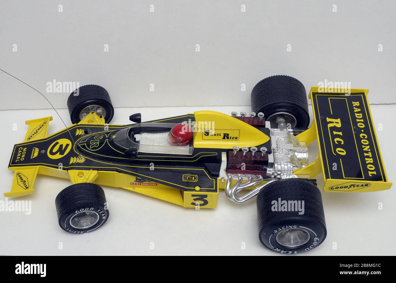 Toy formula 1 car immagini e fotografie stock ad alta risoluzione - Alamy