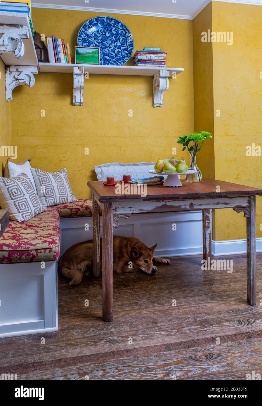 Piccola casa con stile immagini e fotografie stock ad alta risoluzione ...