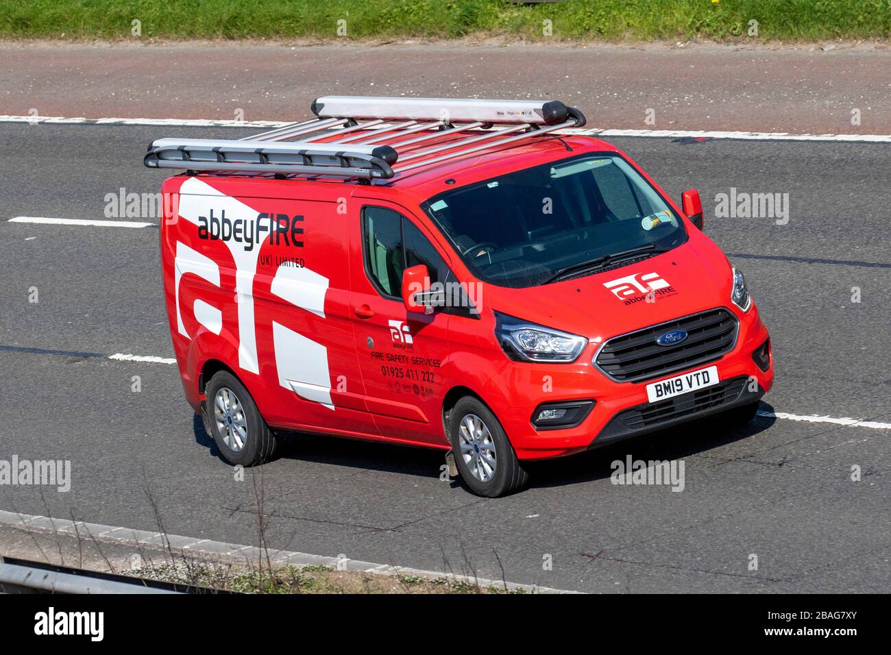 2019 Ford Transit Custom 300 L2 Diesel Fwd 2.0 EcoBlue 130ps Low Roof ...