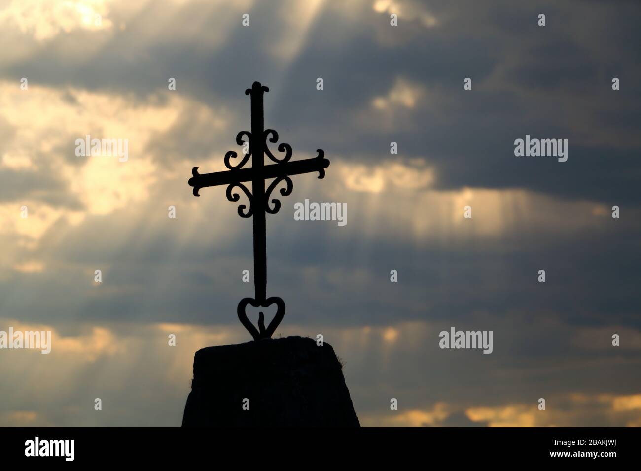 Croce di pace immagini e fotografie stock ad alta risoluzione - Alamy