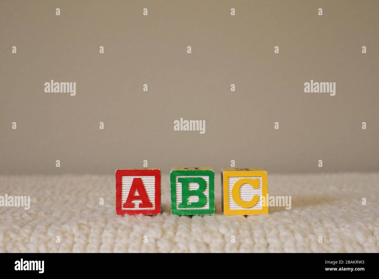Alfabeto abc immagini e fotografie stock ad alta risoluzione - Alamy
