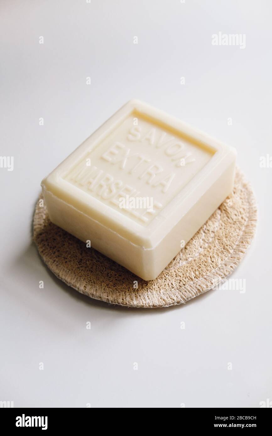 Sapone di marsiglia immagini e fotografie stock ad alta risoluzione - Alamy
