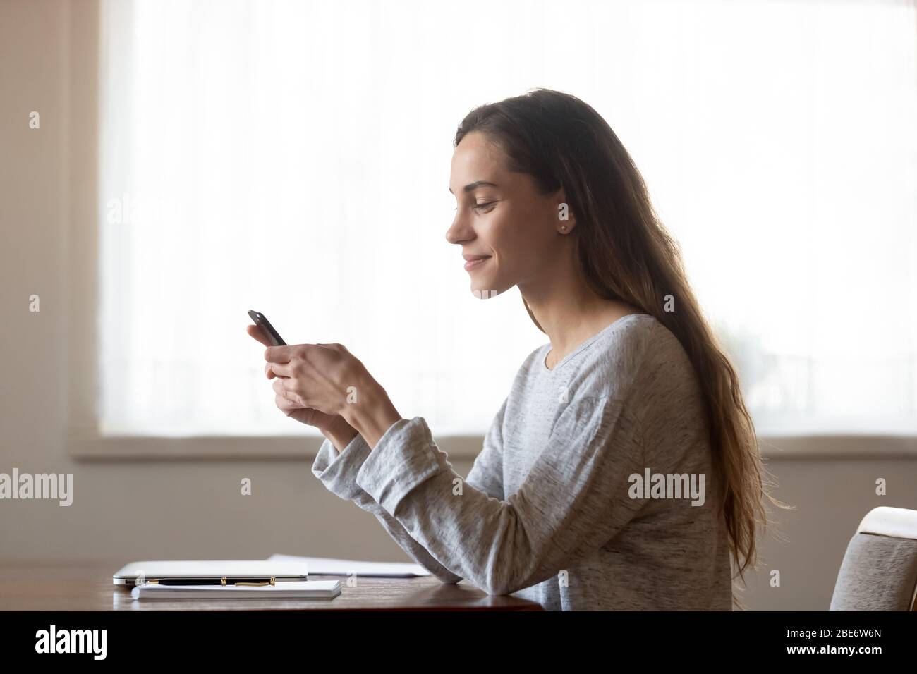 Comunicazione nei social network immagini e fotografie stock ad alta ...