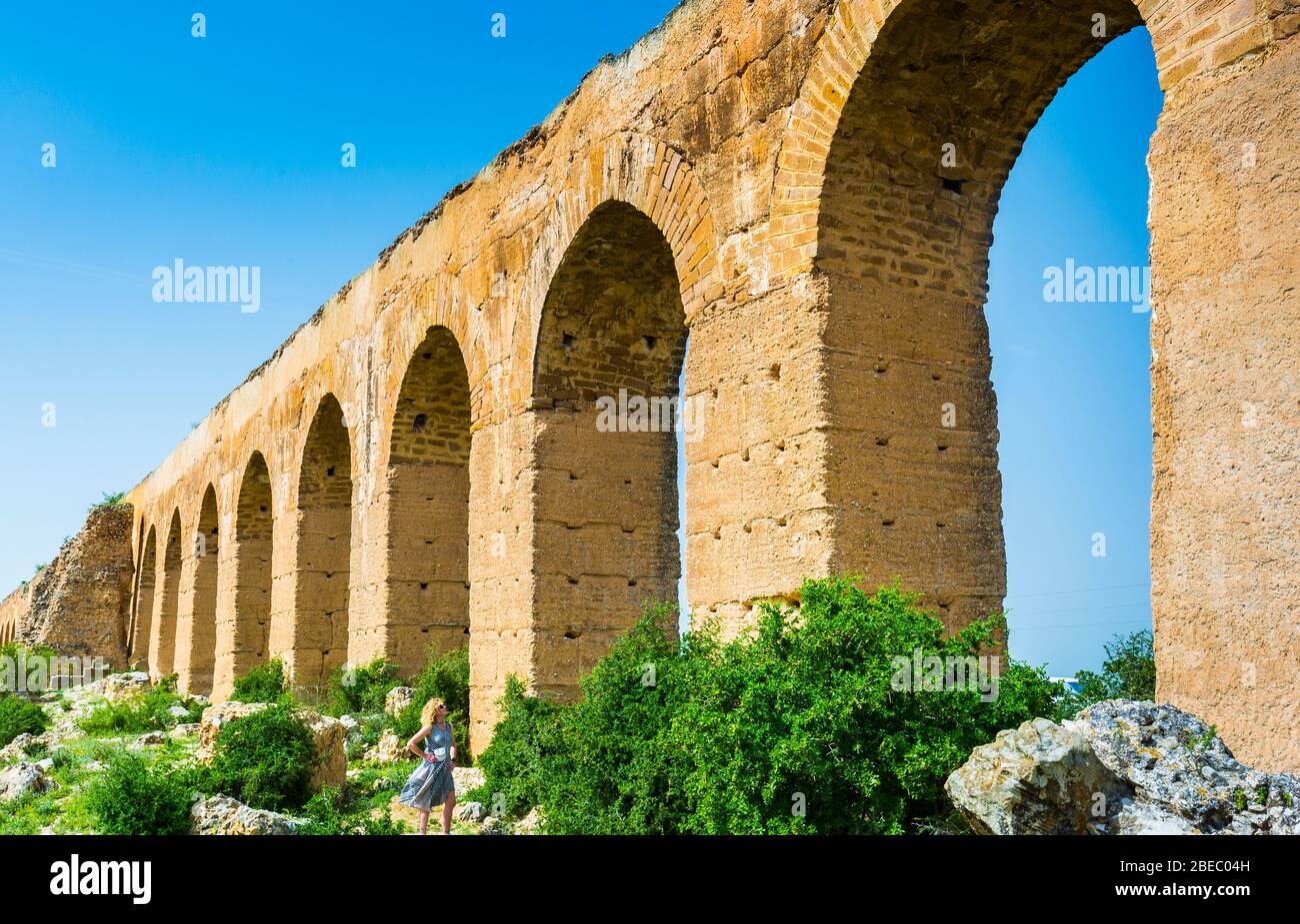 Acquedotto zaghouan immagini e fotografie stock ad alta risoluzione - Alamy