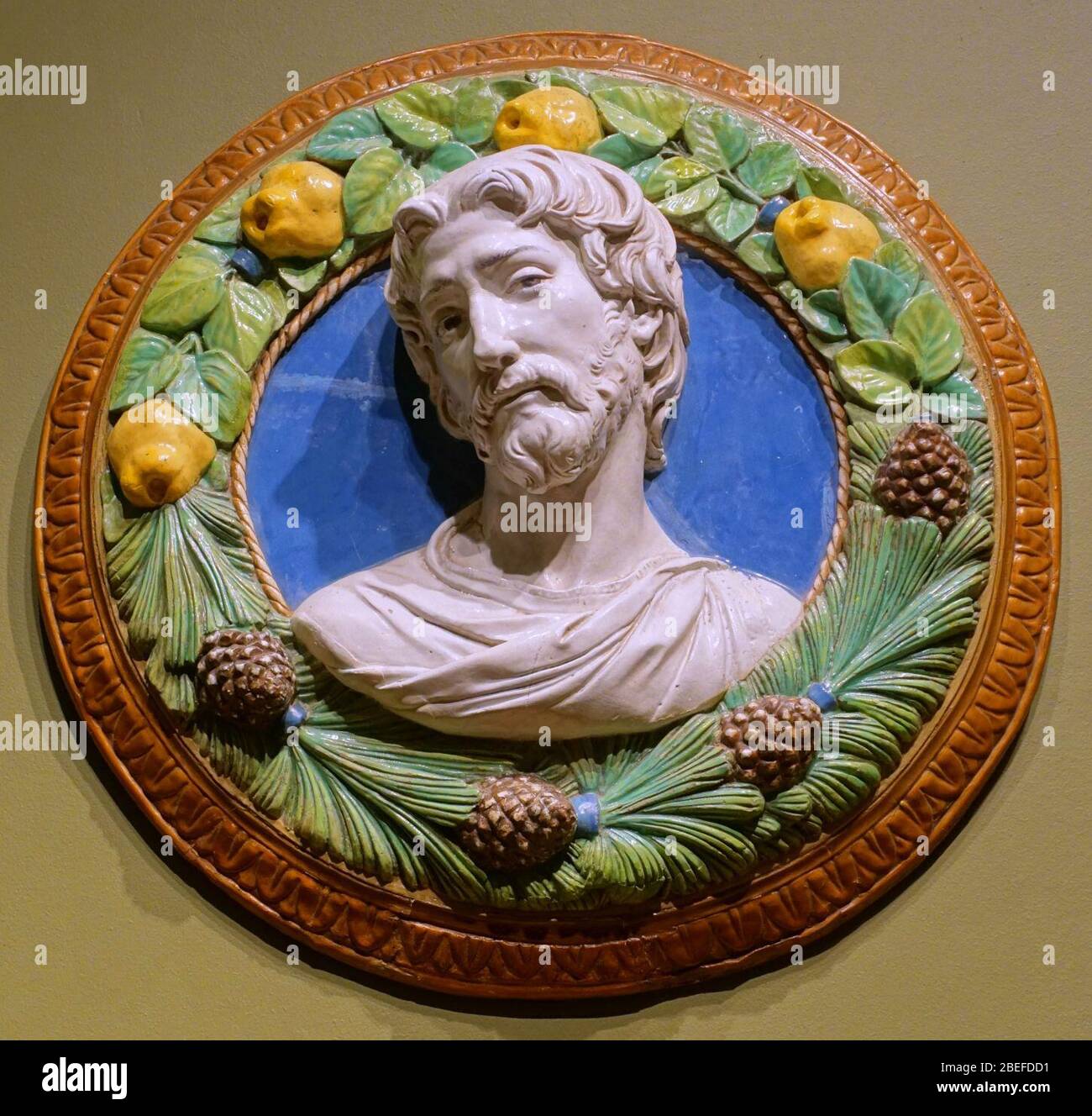 Apostolo andrea della robbia immagini e fotografie stock ad alta risoluzione - Alamy