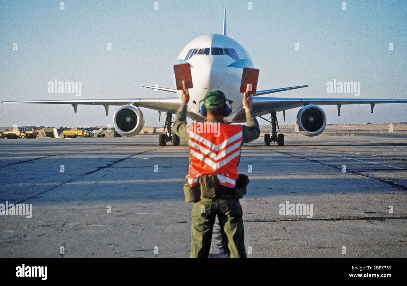 1981 aereo militare immagini e fotografie stock ad alta risoluzione - Alamy