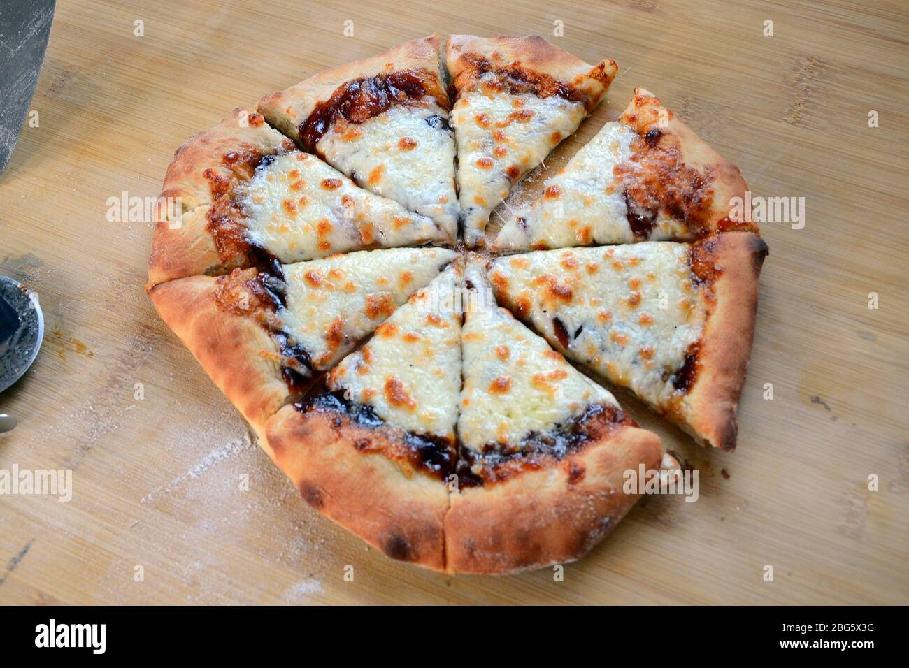 Autentica pizza italiana immagini e fotografie stock ad alta ...