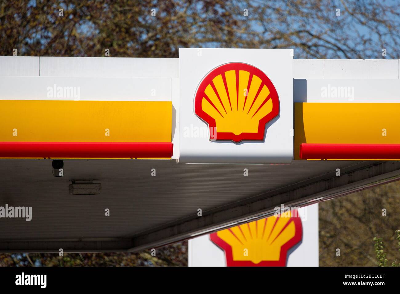 Osnabrueck, Germania 04/19/2020: Immagini dei simboli - 2020 Shell ...