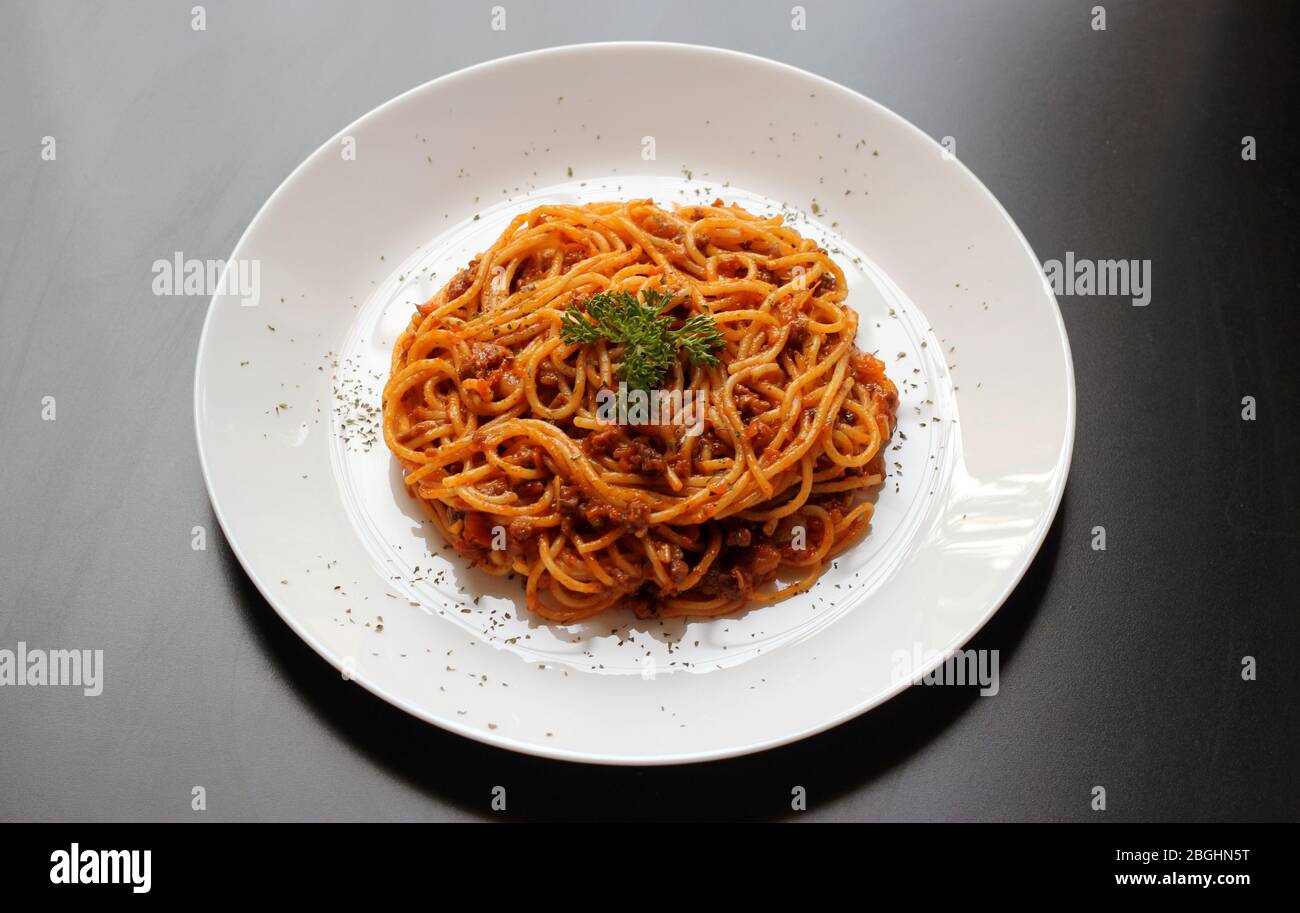 Spaghetti dinner immagini e fotografie stock ad alta risoluzione - Alamy