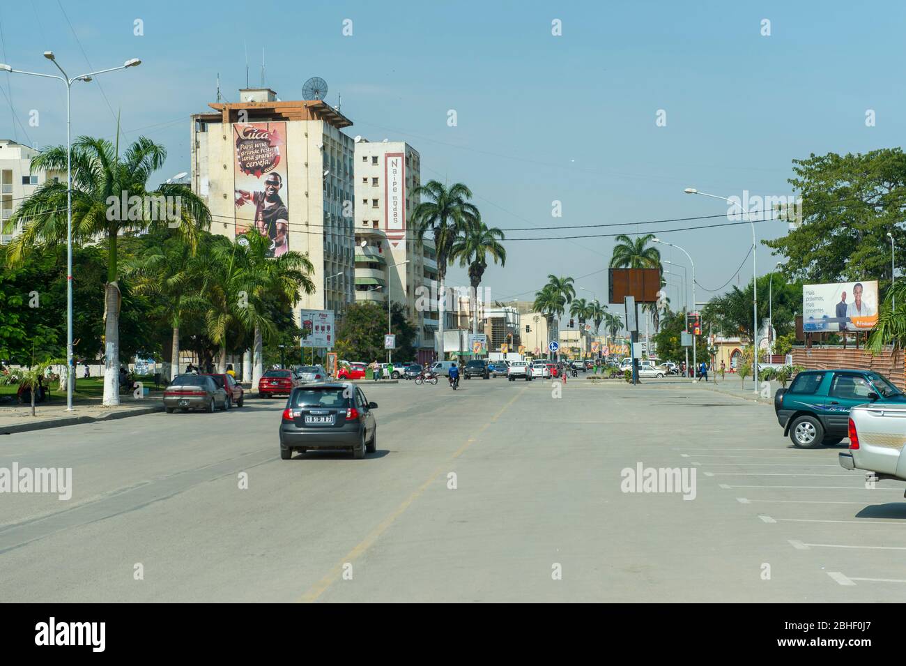 Via angolana immagini e fotografie stock ad alta risoluzione - Alamy