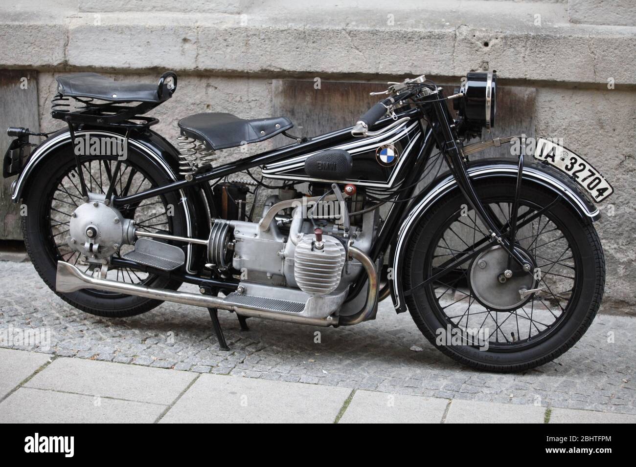 Bmw oldtimer motorrad immagini e fotografie stock ad alta risoluzione ...