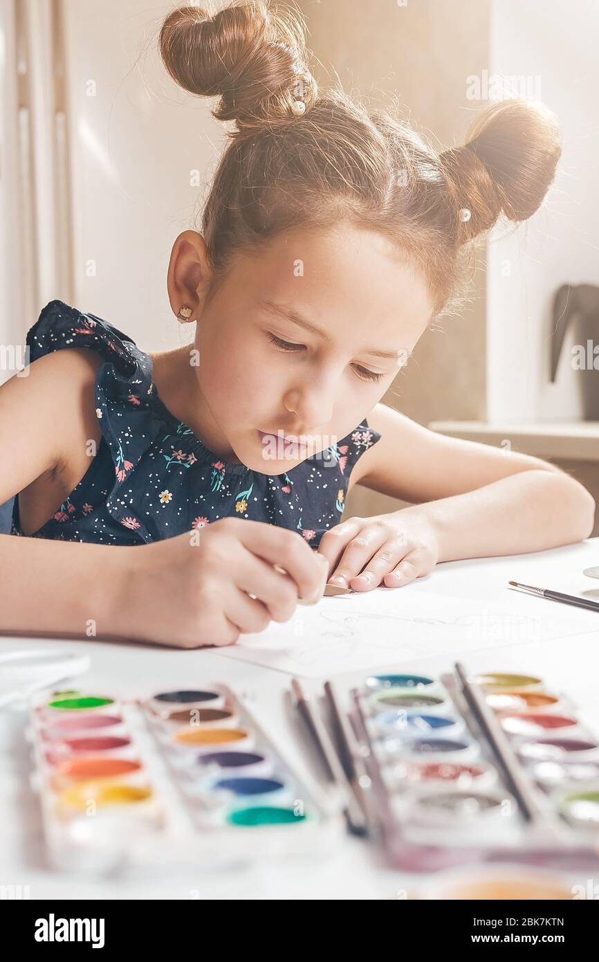 Disegno In Linea Immagini e Fotos Stock - Alamy