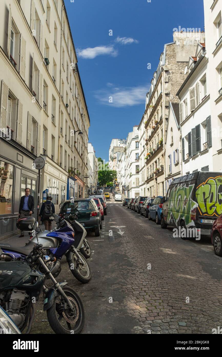 Pietre del selciato del cielo blu immagini e fotografie stock ad alta ...