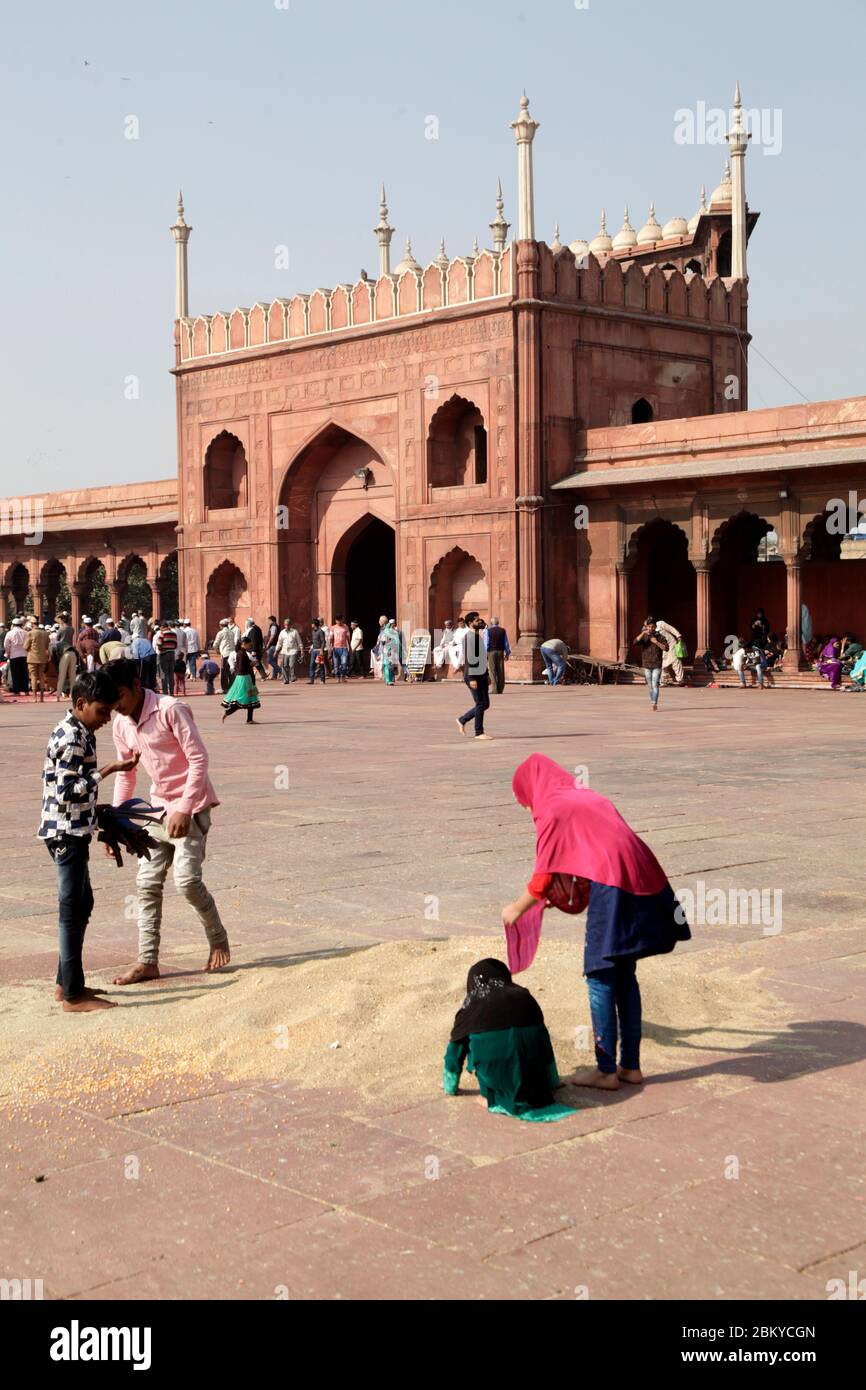 Moschea islamica di Jama Masjid, Masjid-i Jahan-Numa, Vecchia Delhi ...