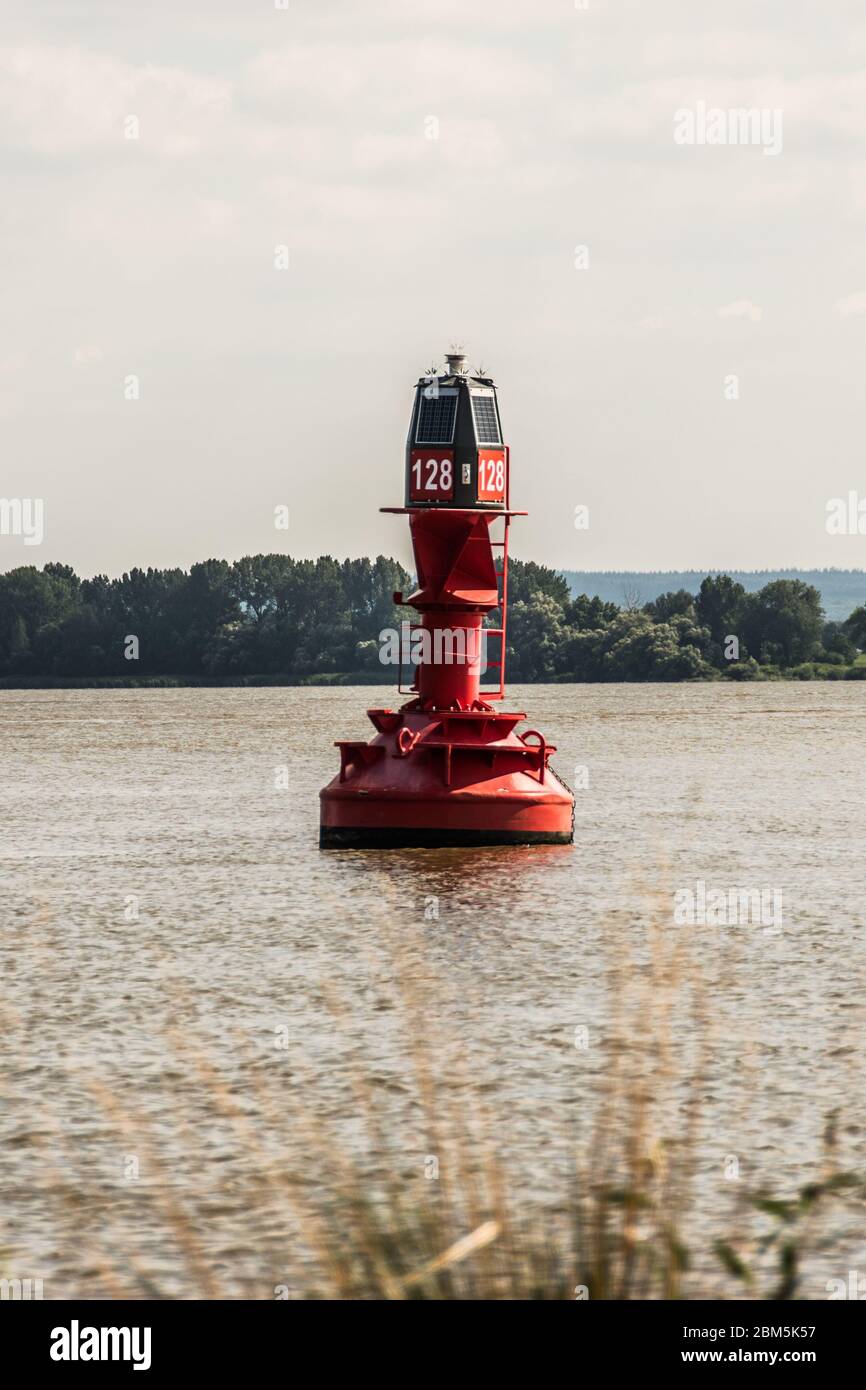 Navigazione sul fiume elba immagini e fotografie stock ad alta ...