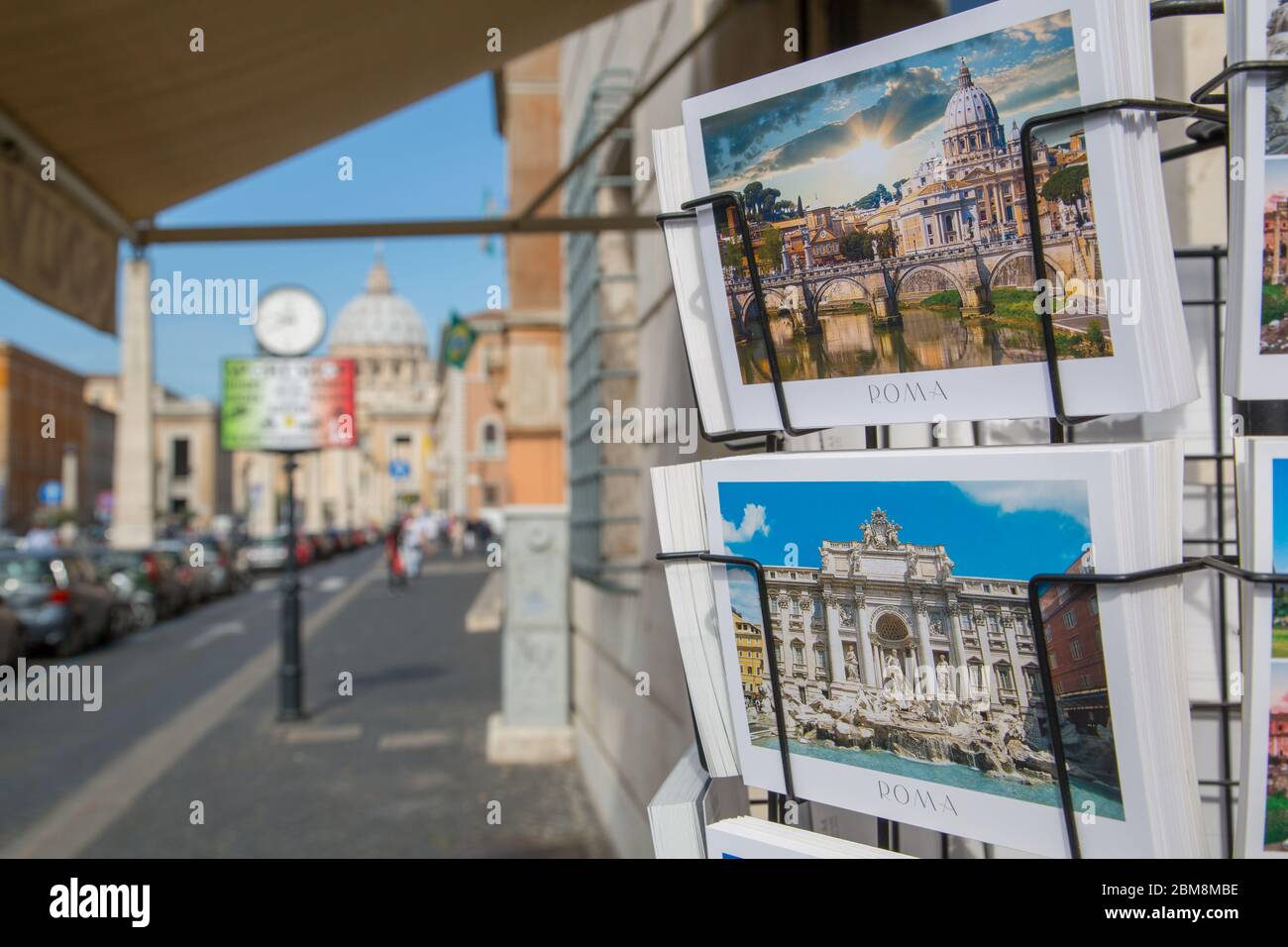 Cartoline italiane immagini e fotografie stock ad alta risoluzione - Alamy