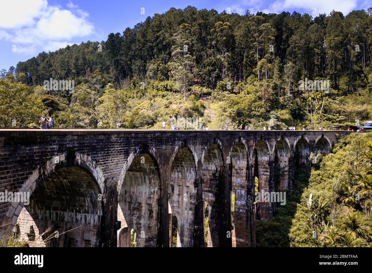 Famoso ponte a nove arcate immagini e fotografie stock ad alta ...