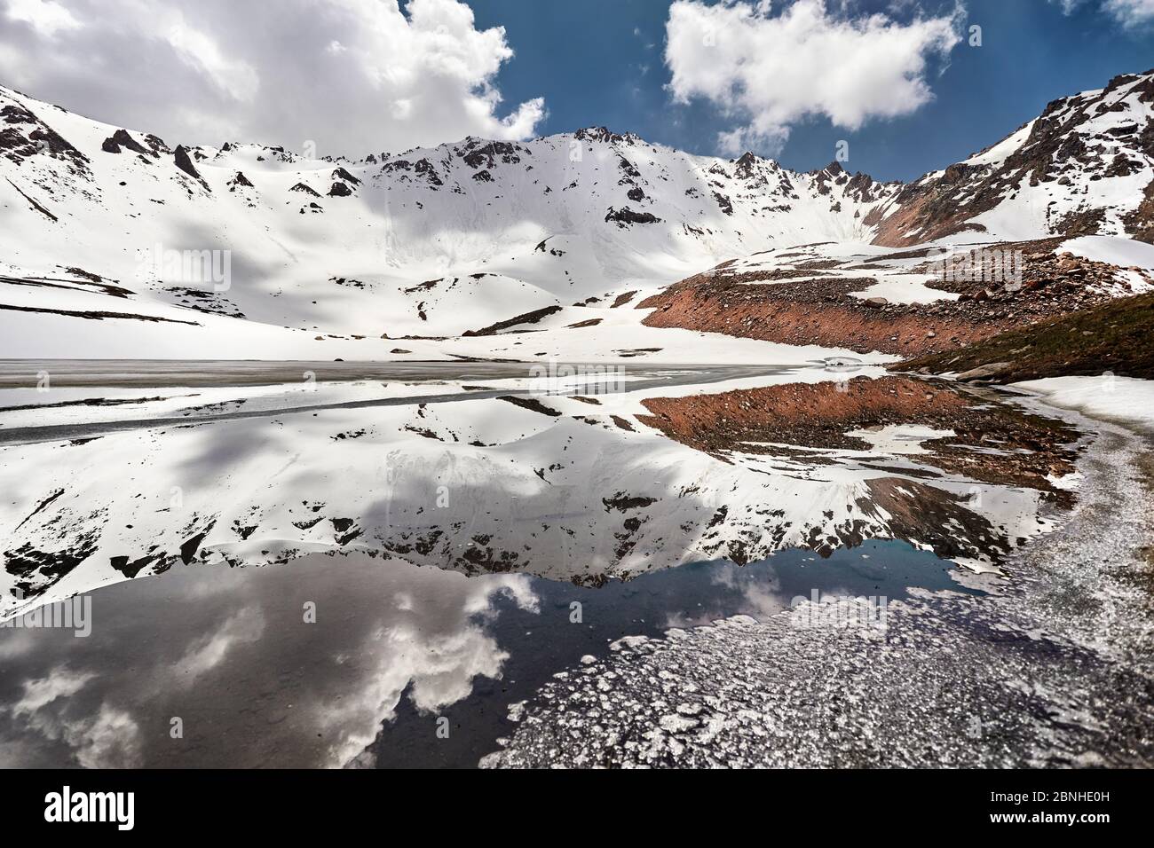 Montagna Estiva Immagini e Fotos Stock - Alamy