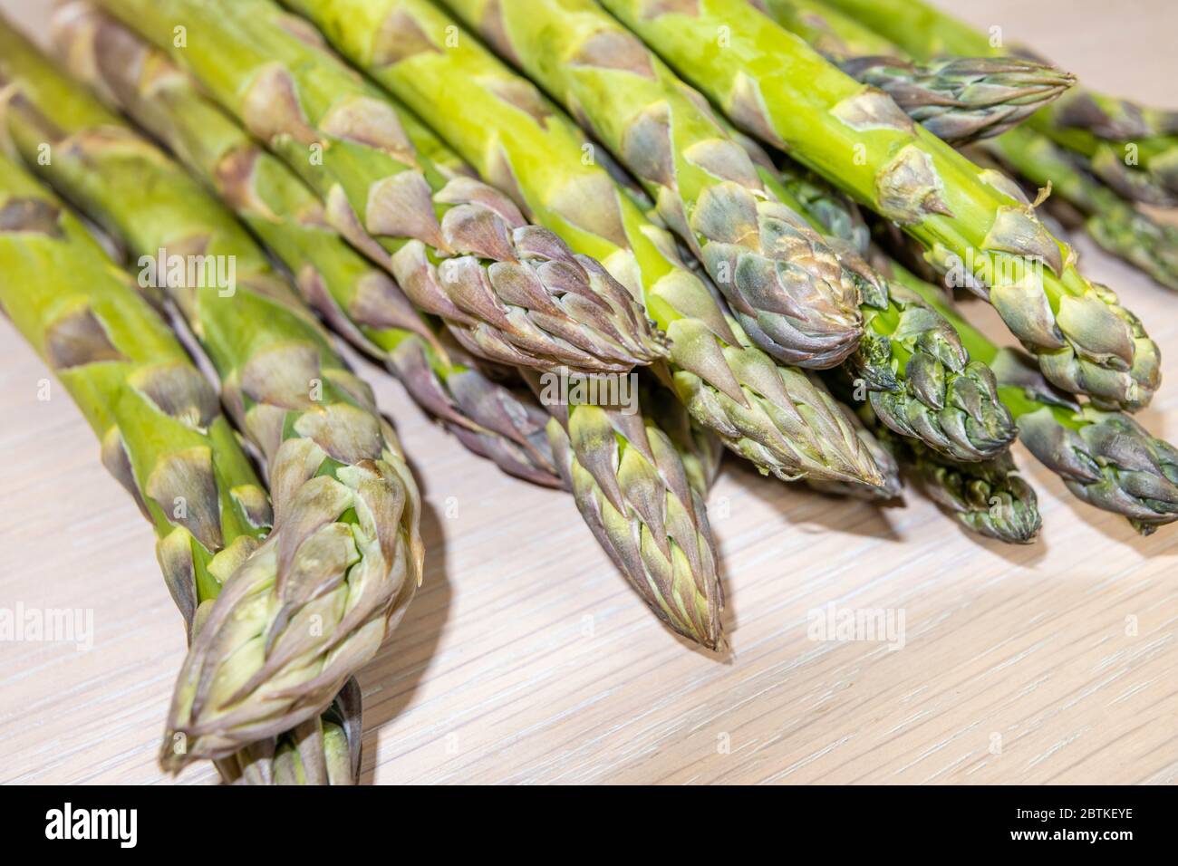 Pianta matura di asparagi officinalis immagini e fotografie stock ad ...