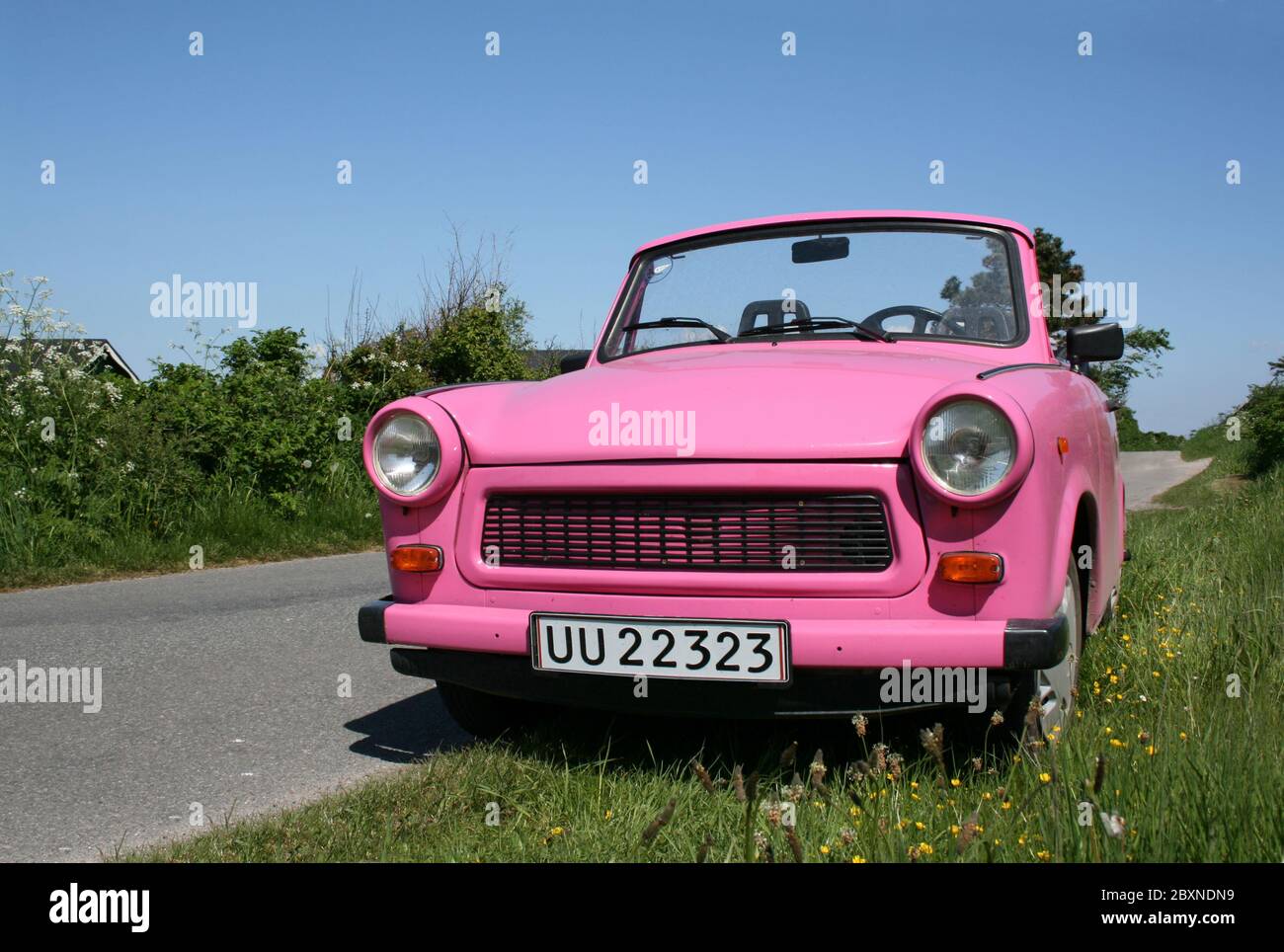 Vecchia auto trabi immagini e fotografie stock ad alta risoluzione - Alamy