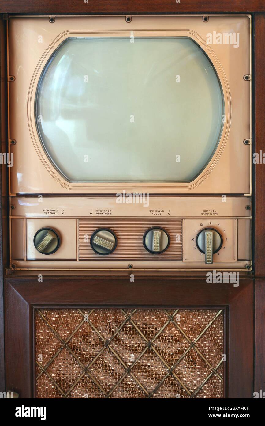 Televisioni vintage immagini e fotografie stock ad alta risoluzione - Alamy