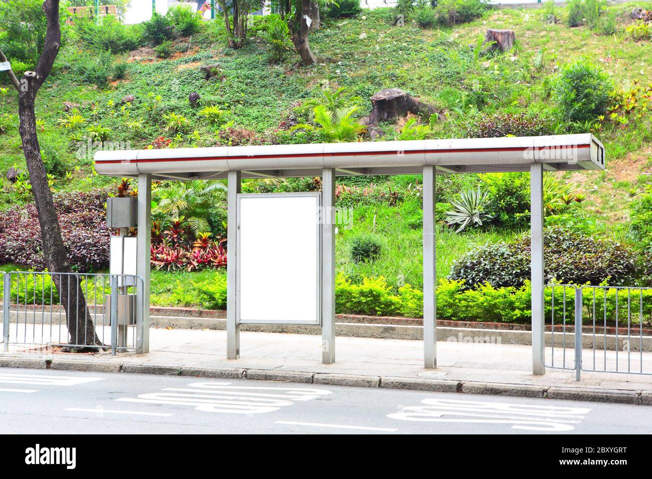 Cartellone sul bus immagini e fotografie stock ad alta risoluzione - Alamy