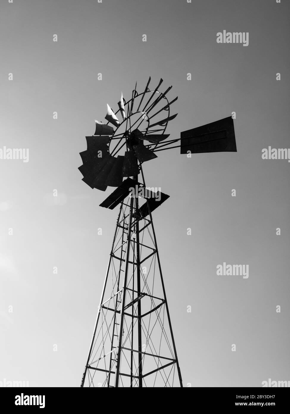 Sfondo di disegno del mulino a vento immagini e fotografie stock ad ...