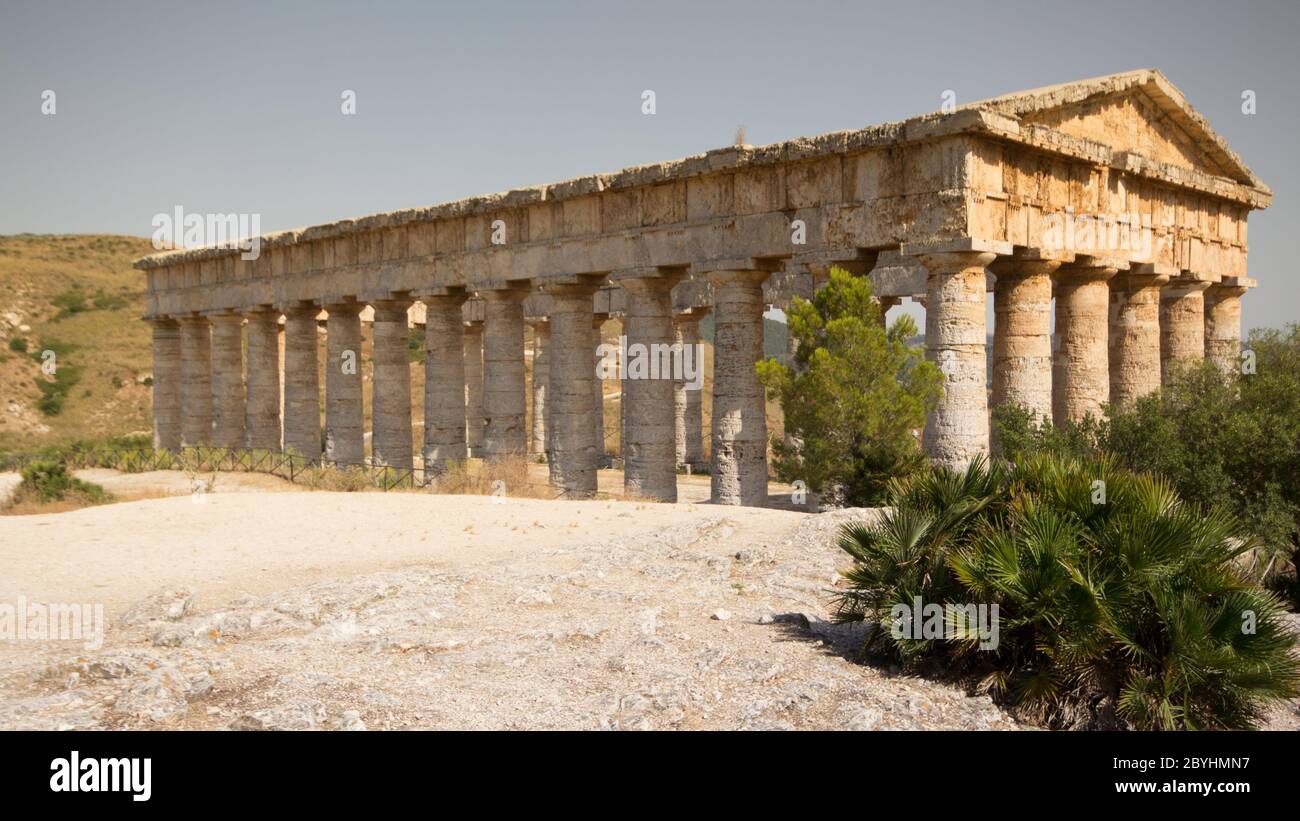 Temple of segesta immagini e fotografie stock ad alta risoluzione - Alamy