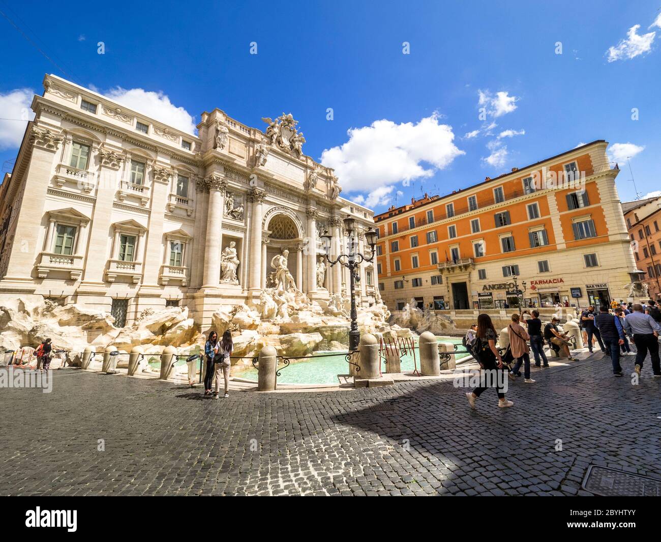 Edifici fontana di trevi immagini e fotografie stock ad alta ...