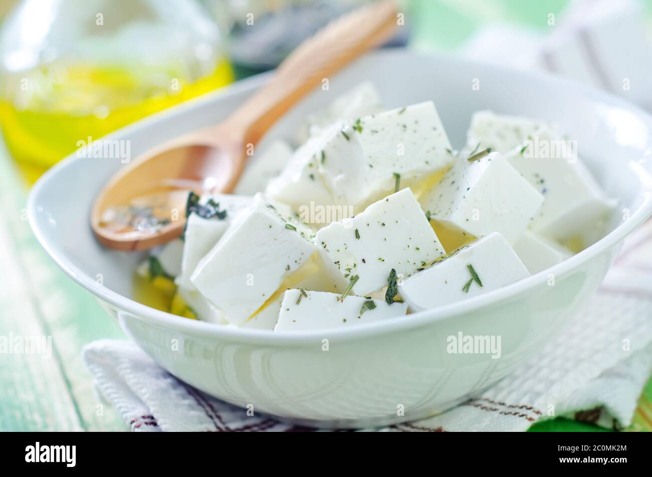 Feta al cubo immagini e fotografie stock ad alta risoluzione - Alamy